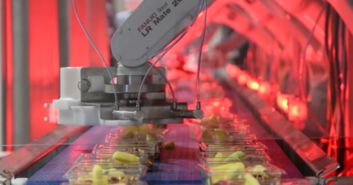Quik Fill QF100 Primary Tray Loading - Automated Robotic Tray Loading ...